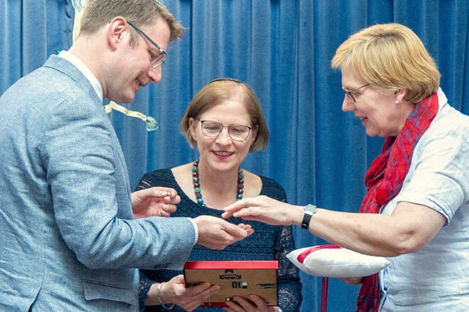 Rabbinerin Offenberg mit "Blickwechselpreis 2024" geehrt